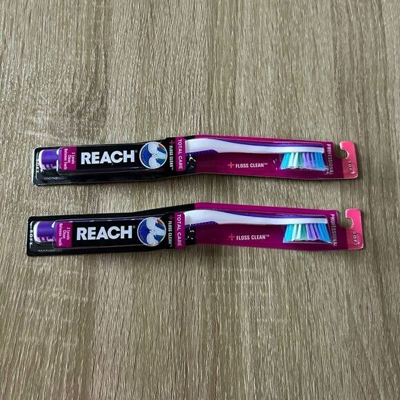 Reach | Other | New Reach Set Of2 Total Care Floss Clean Toothbrushes ...